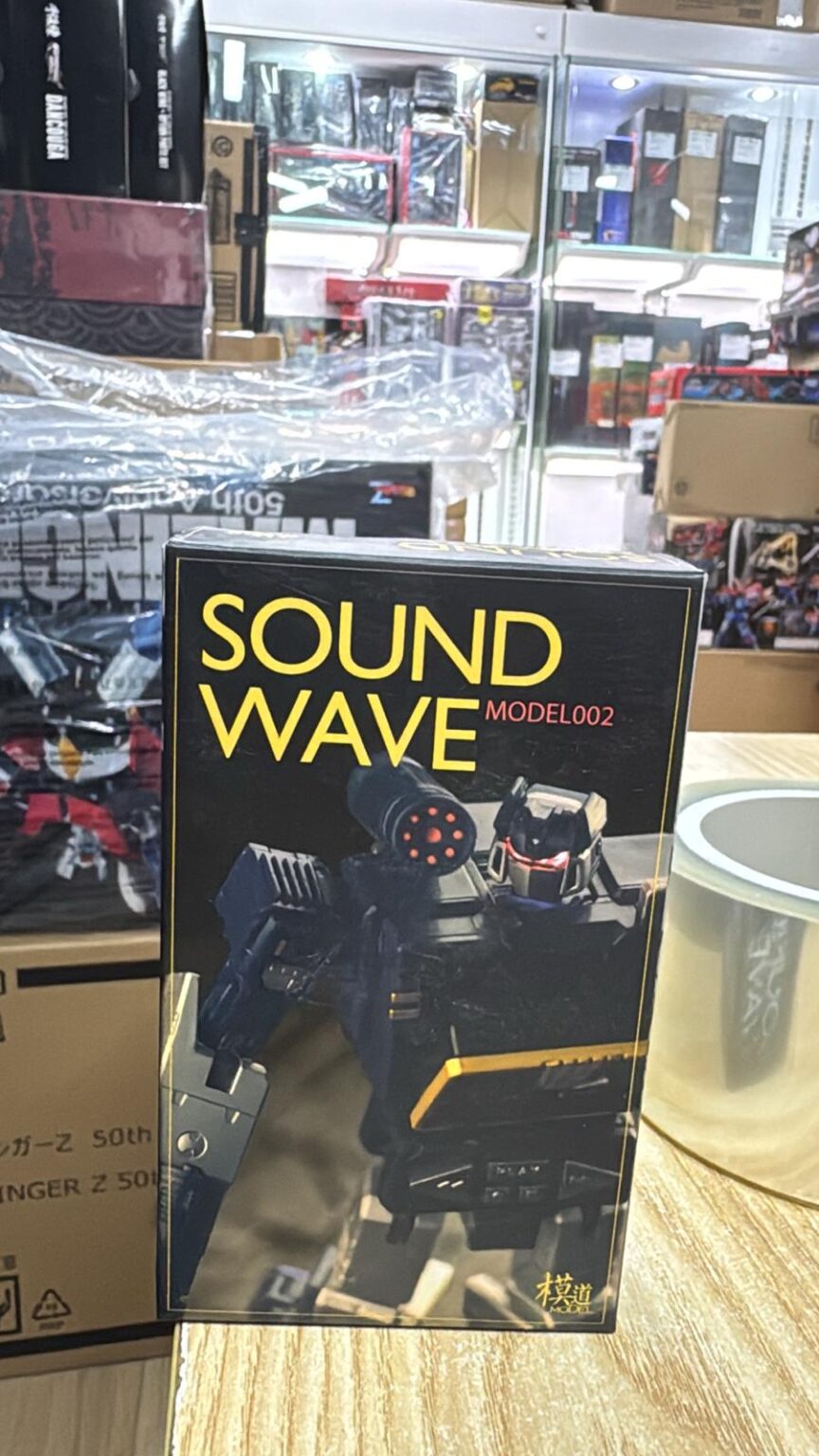 Model 002 Soundwave Transformer – Nibanme Toys